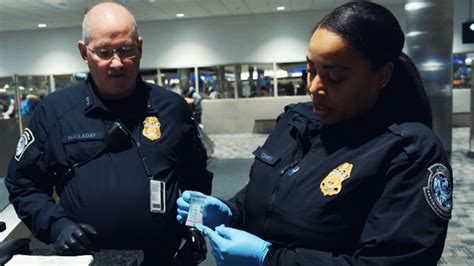 Airport Security Usa Cbs Reality