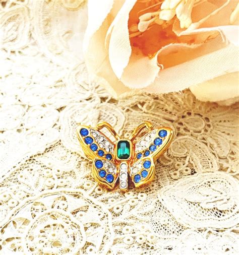 Swarovski Vintage Butterfly Broochpin Crystals Gem