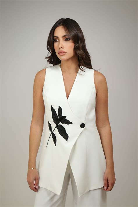 Wared Set Luxurious And Elegant Ensemble For Every Occasion