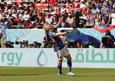 ＜日本・コスタリカ＞後半、悔しがる浅野（撮影・小海途 良幹） ― スポニチ Sponichi Annex サッカー
