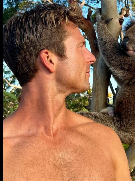 Pedro Pascal S Slut On Twitter Nothing Beats A Hairy Chest