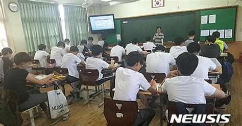 수능절대평가·고교학점제·내신성취평가제 논의 급물살
