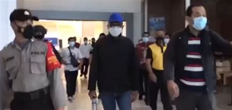 KPK OTT Pejabat Dan Sita Uang Rp1 Miliar Di Makassar Gubernur Nurdin
