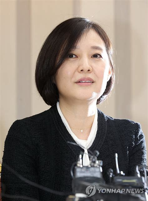 질문에 답하는 임주현 사장 연합뉴스