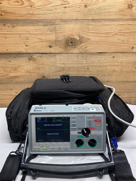 Zoll E Series Defibrillator Used