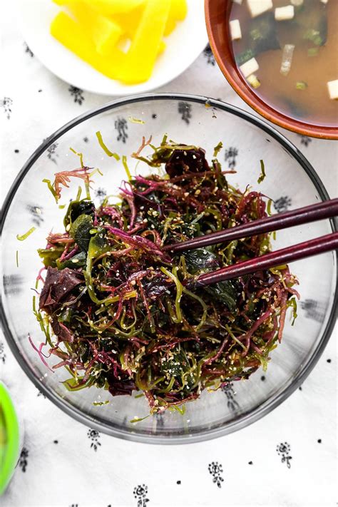 Seaweed Salad Kaisou Salada Pickled Plum