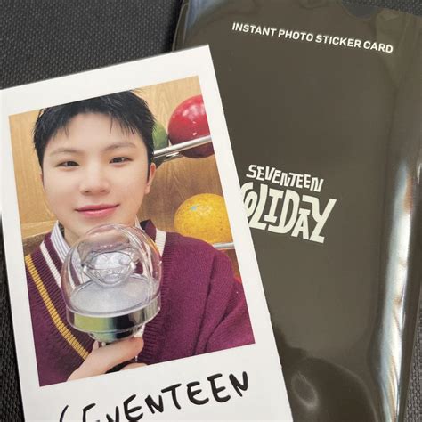 Seventeen Holiday ウジ メルカリ