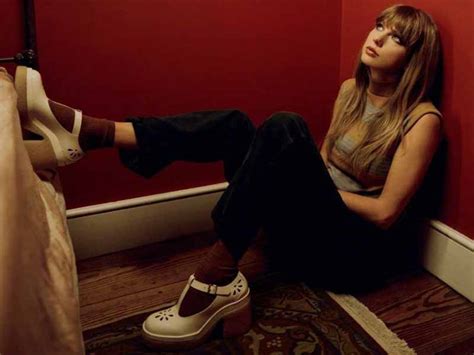 دانلود آهنگ Question از Taylor Swift با متن و ترجمه مجله علمی تفریحی