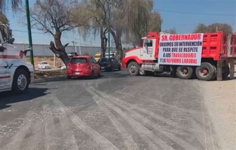 Bloquean Trabajadores Carretera Toluca Tenango Del Valle Exigen Empleo