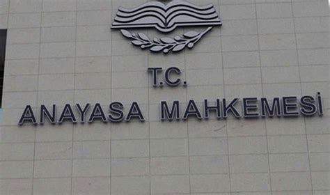 Anayasa Mahkemesi Türkiye Gençlik Partisinin hukuki varlığını