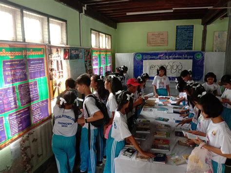 ၇၇ နှစ်မြောက် တပ်မတော်နေ့အထိမ်းအမှတ် အကြို နံရံကပ်စာစောင်နှင့် စာအုပ်စာစောင်ပြပွဲ ကျင်းပ