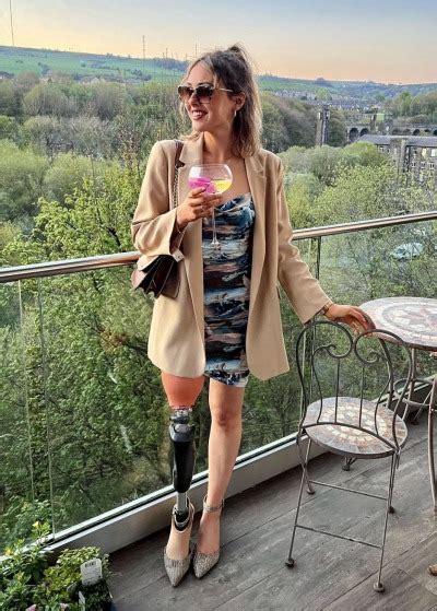 Distantlimbs Ascotfan A Gorgeous Combination Tumbex