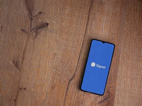 Launch Screen Of Signal Private Messenger App Featuring Display Of Logo