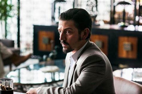 Narcos Sesong 4 Narcos Er Død Lenge Leve Narcos Mexico