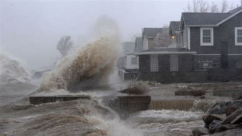 What Is A Seiche Add This Fascinating Phenomenon To List Of Christmas