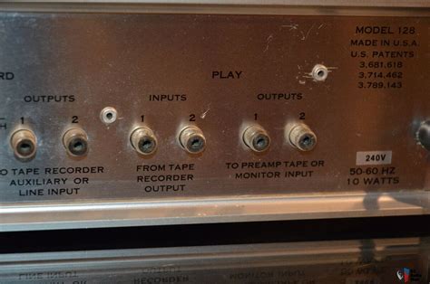 DBX Model 128 Dynamic Range Expander Compressor And Noise Reduction