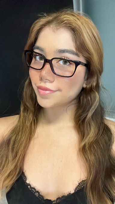 Tw Pornstars Marina Gold Pictures And Videos From Twitter Page