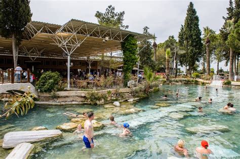 Kleopatra Bad In Pamukkale Redaktionelles Stockbild Bild Von Remain