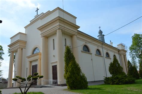 MODERNISTYCZNY KOŚCIÓŁ NAWIEDZENIA NAJŚWIĘTSZEJ MARII PANNY Z 1934 ROKU