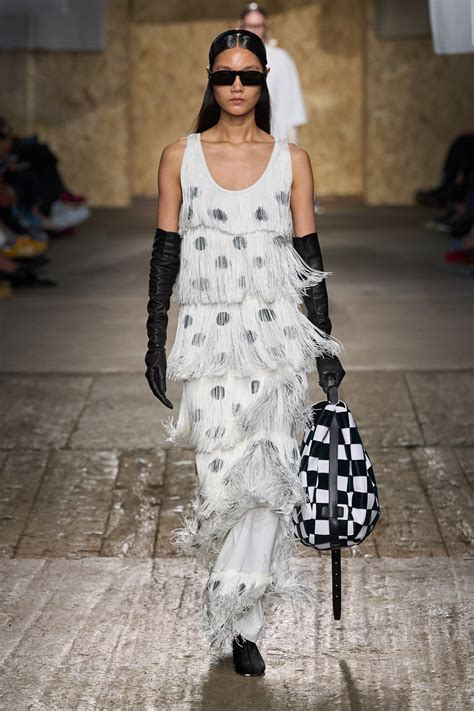Moda Primavera Verano 2025 ¿qué Se Llevará Tendencias Vogue
