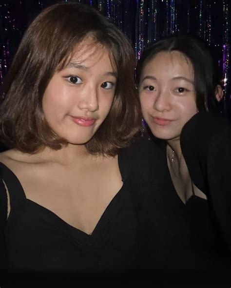 賈靜雯女兒長大了！17歲梧桐妹穿辣妹裝漁網襪，妝發精緻顯成熟 每日頭條