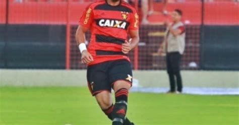 Zagueiro do Sport destaca motivação do grupo para encarar o Arsenal