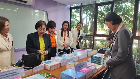 คณะพยาบาลศาสตร์ สถาบันเทคโนโลยีพระจอมเกล้าเจ้าคุณทหารลาดกระบัง ยินดีต้อนรับ คณะผู้ทรงวุฒิจากสภา