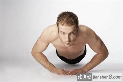 在家怎么锻炼胸肌在家锻炼胸肌的六种方式 健身吧
