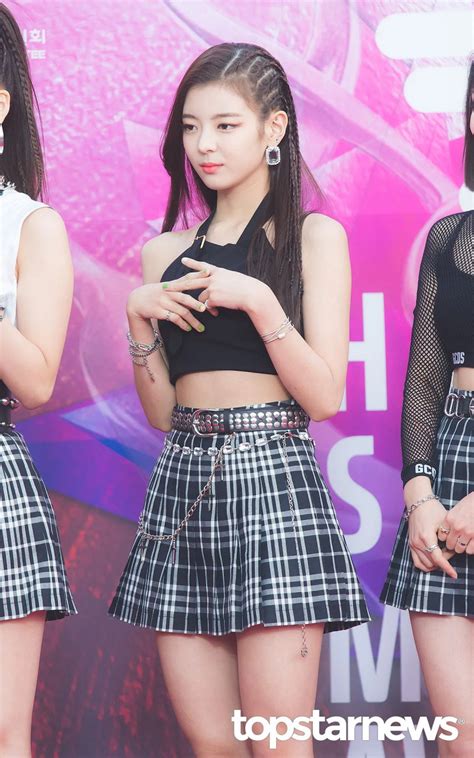 200130 Itzys Lia At Seoul Music Awards Red Carpet Kpopping
