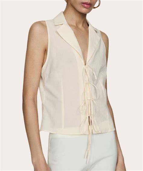 Whats Italian Girl Style We Broke It Down The Everygirl