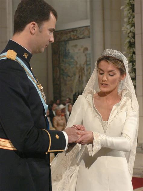 40 Fotos 17 Años De La Inolvidable Boda De Felipe Y Letizia De España