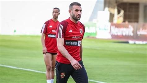 سر غياب عمر كمال عبد الواحد عن قائمة الأهلي لمباراة شباب بلوزداد