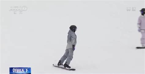 冷资源带动滑雪热 最新规划指出到2025年我国户外运动产业总规模超3万亿元 新闻频道 中华网