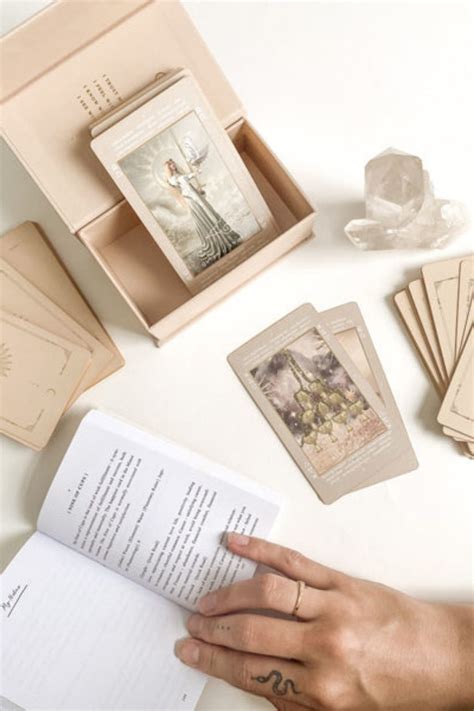 Keep These Items Beside Your Bed For Better Sex En Route