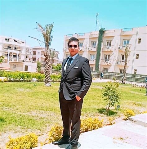 الاستاذ احمد عبد الهادي للاستشارات القانونيه