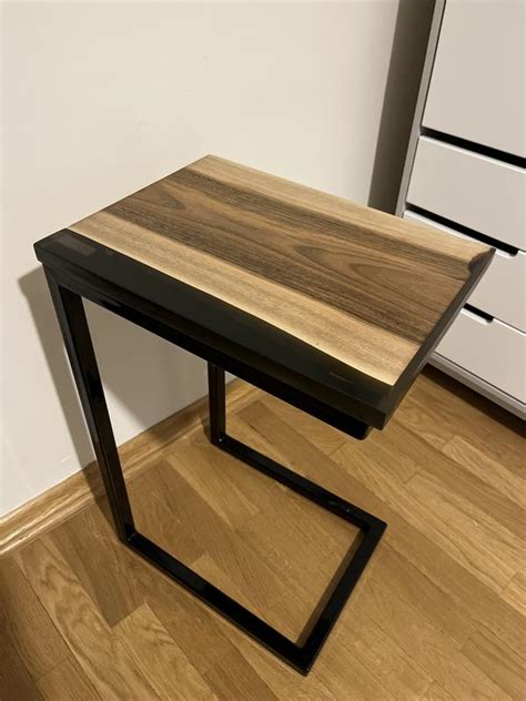 Приліжковий столик — ціна 2500 грн у каталозі Столи Купити товари для дому та побуту за