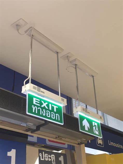 🔥 Fire Exit Led 📌 รับผลิตและออกแบบ ป้ายทางหนีไฟ กล่องไฟทางออก ป้าย