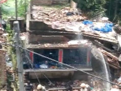 Seven Feared Dead In Firecracker Factory Blast In Bengals Duttapukur