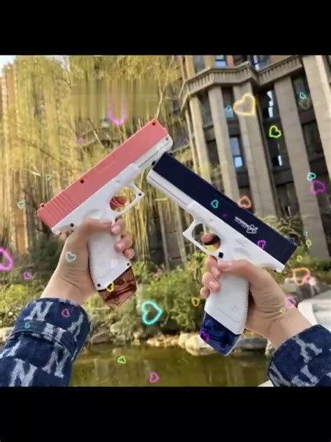 【พร้อมส่ง】glock ปืนฉีดน้ําไฟฟ้า ปืนฉีดน้ำแรง ยิงไกล จุเยอะ ปืนฉีดน้ำ