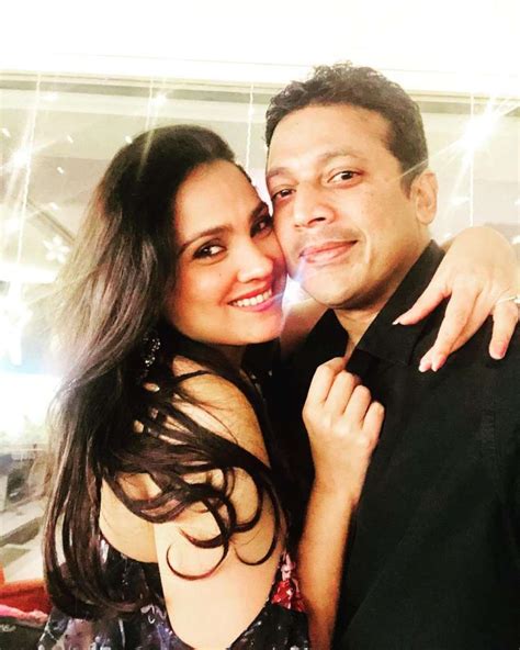 Lara Dutta Birthday See Former Miss Universes Pictures With Mahesh Bhupathi And Daughter Saira