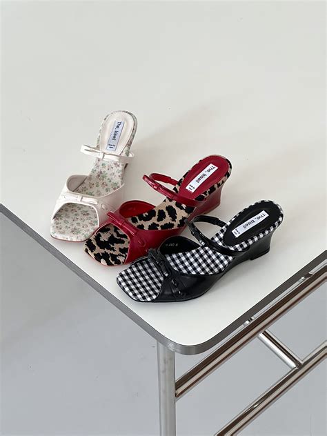 포인트 문양 웨지 미들굽 리본 뮬 슬리퍼힐 6cm