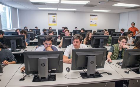 Software Engineering Laboratory Udem