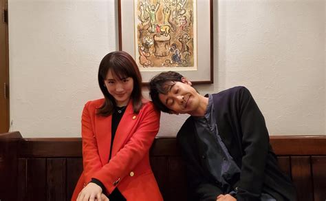 大泉洋、綾瀬はるかの肩に頭ちょこん Sns「めちゃめちゃ仲良し」 オトナンサー