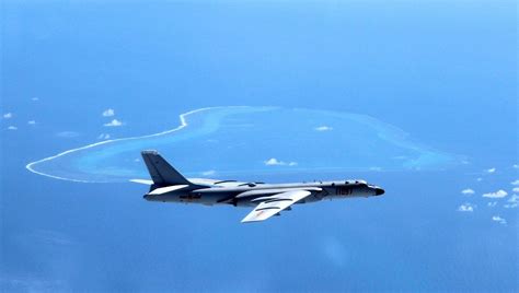 中国八架军机飞过朝鲜海峡 日本派出歼击机回应 2017年1月9日 俄罗斯卫星通讯社