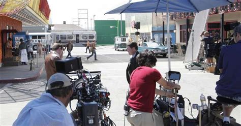 Op Ed To Keep Hollywood In Hollywood Tax Incentives Are Key Los