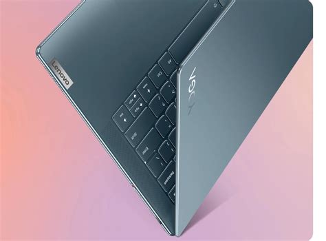 Lenovo Yoga レノボ ジャパン