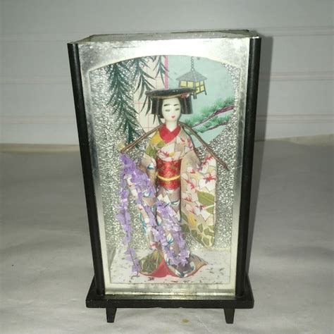 Japanese Geisha Doll Glass Cases Etsy