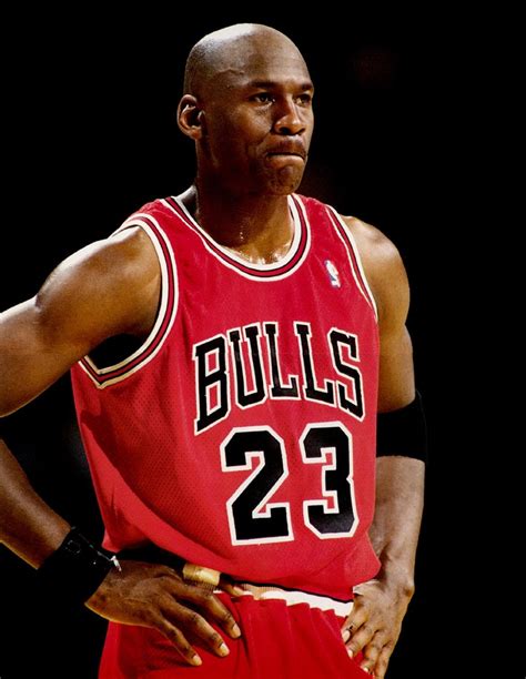 NBA篮球明星公牛队飞人迈克尔乔丹年轻时期的乔丹 高清图片 手机壁纸