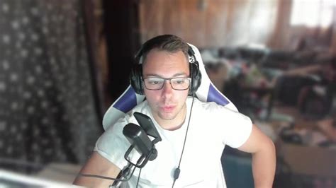 Midget Airikaca Onlyfans Review Dwarf Airikacal Of Review Xxx Videos Porno Móviles