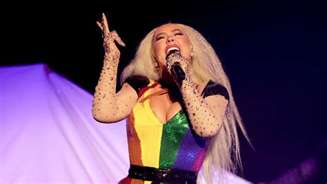Christina Aguilera Dons Sex Toy For X Rated Performance At La Pride Concert Perthnow